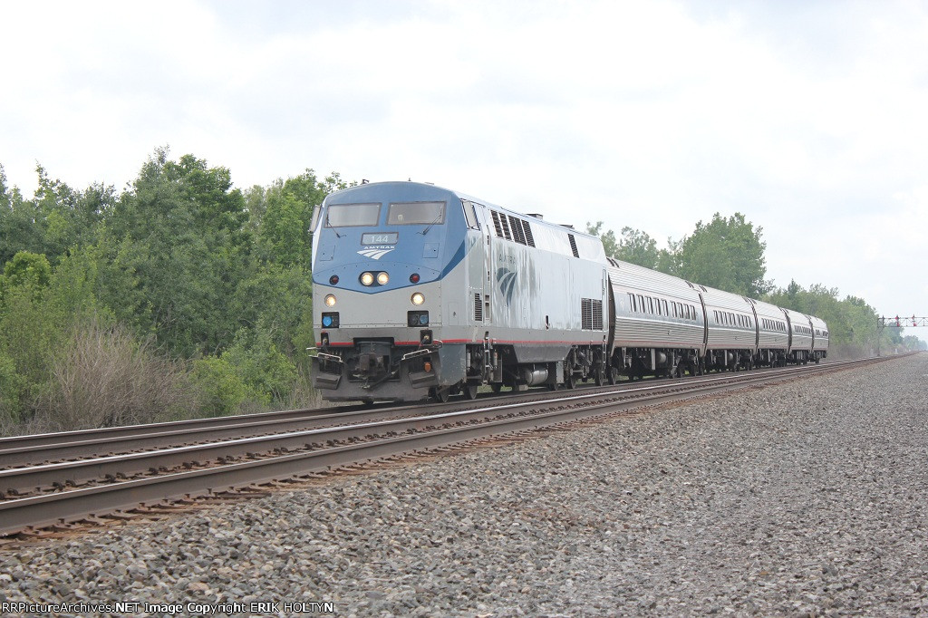 Amtrak 64